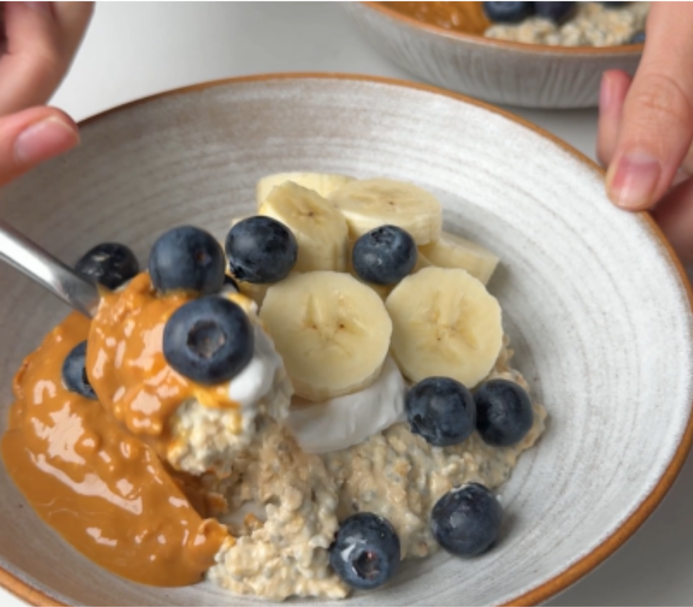 Speedy everyday oats by Deliciously Ella